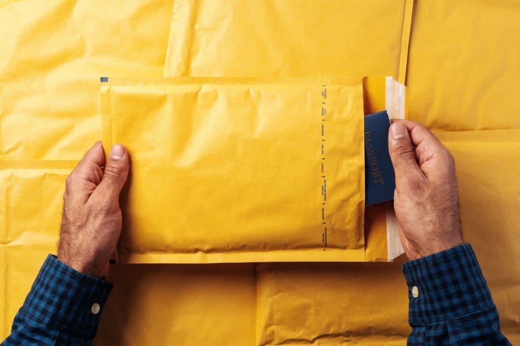 What Makes Bubble Mailers Tamper-proof?
